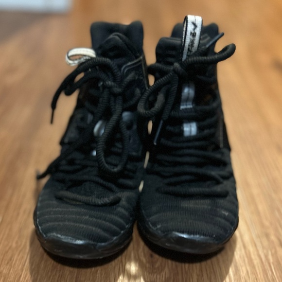 Shoes | Like New Kids High Top Vitike Jmfchi Shoes Worn 2x Inside Only ...